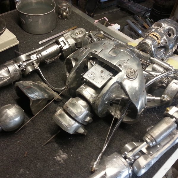 FactHappenings: Meet the Man who built a Terminator: SEE PHOTOS