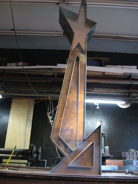 HEAVY METAL WORKS: Vintage Style Metal Arrows and Star