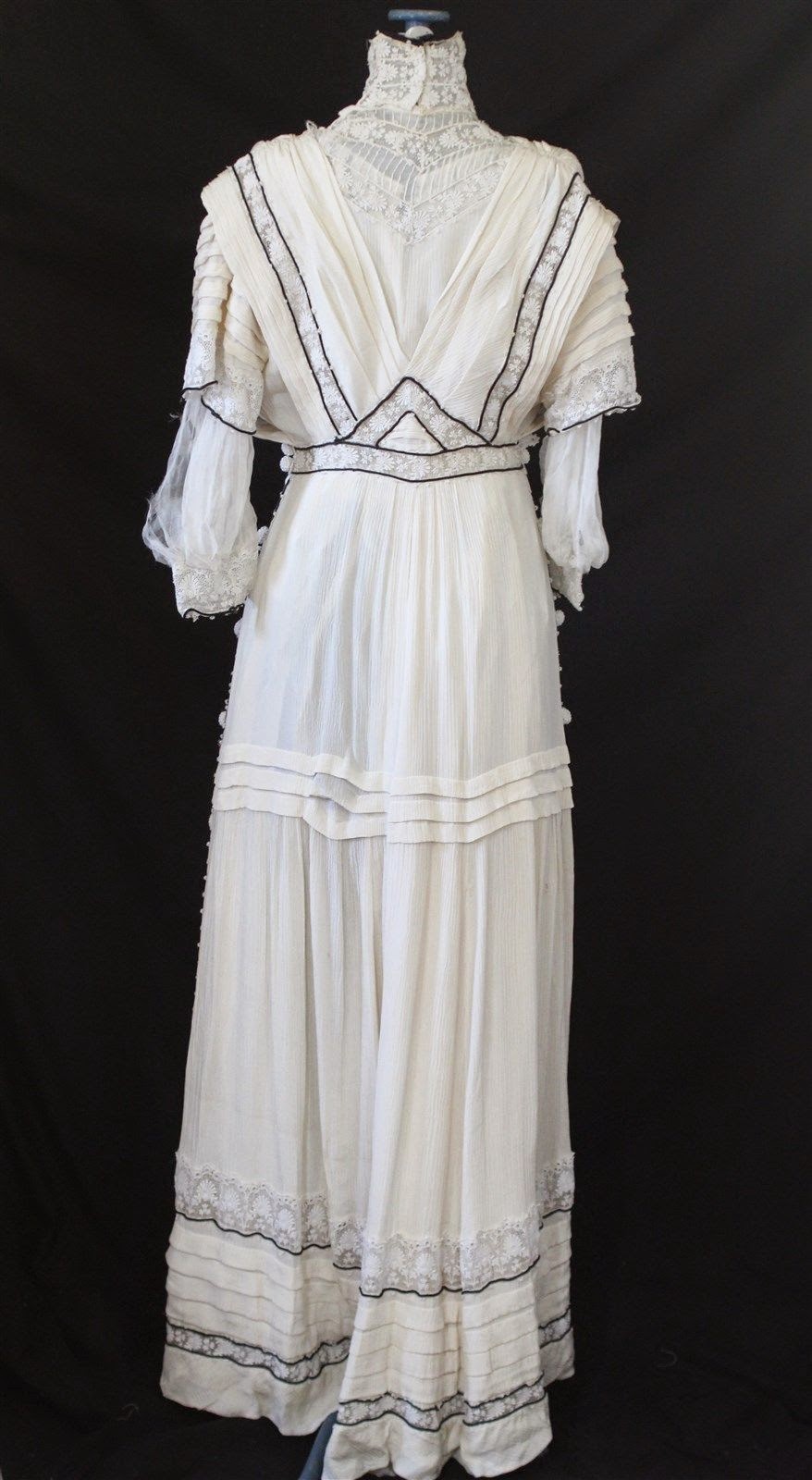All The Pretty Dresses: Late Edwardian White Dress with Black Trim