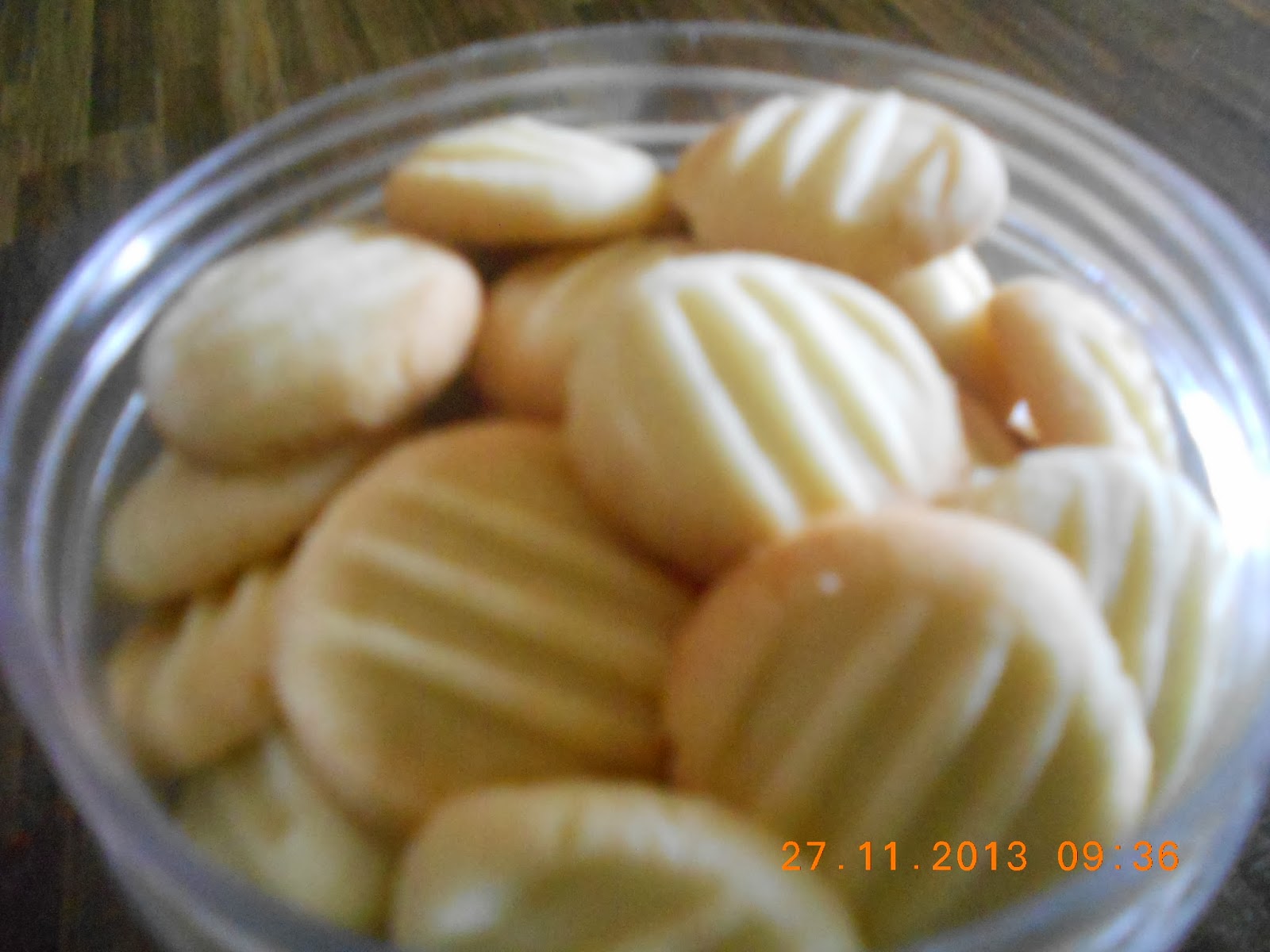 namakucella: BISKUT GERMAN..?