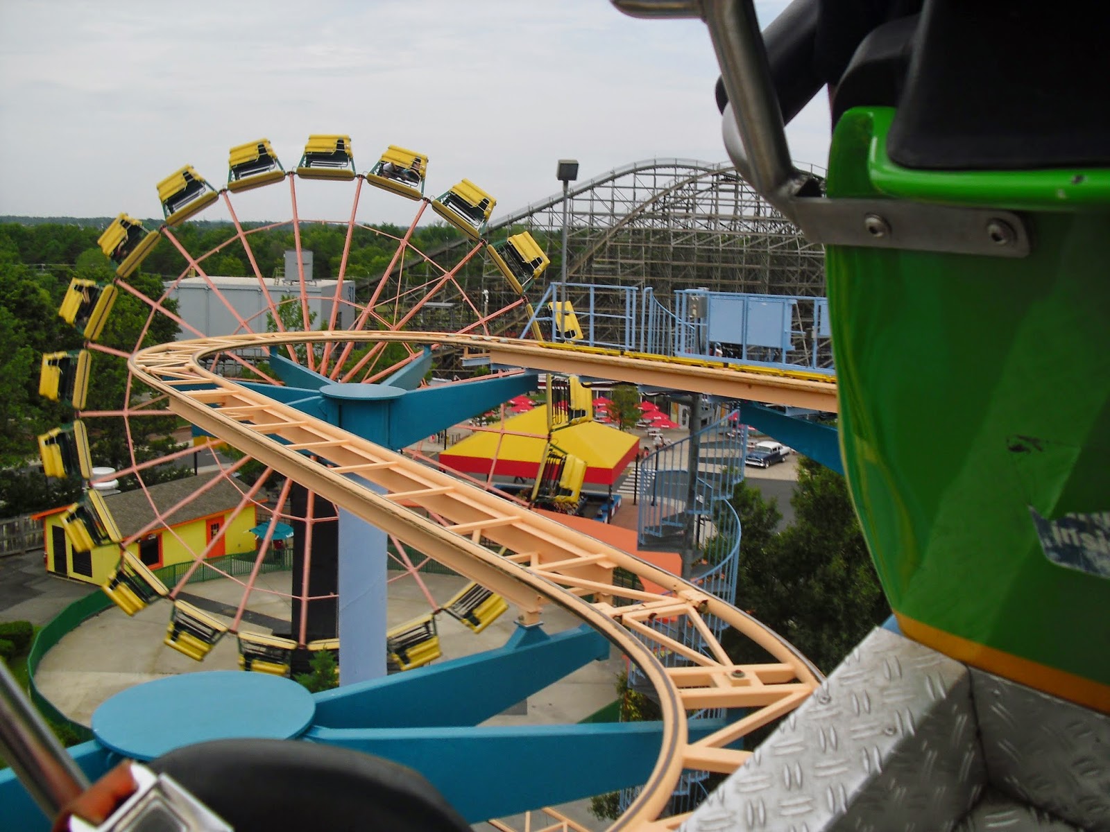 Love 2 Travel With Kids: Favorite Moderate Thrill Roller Coasters and ...