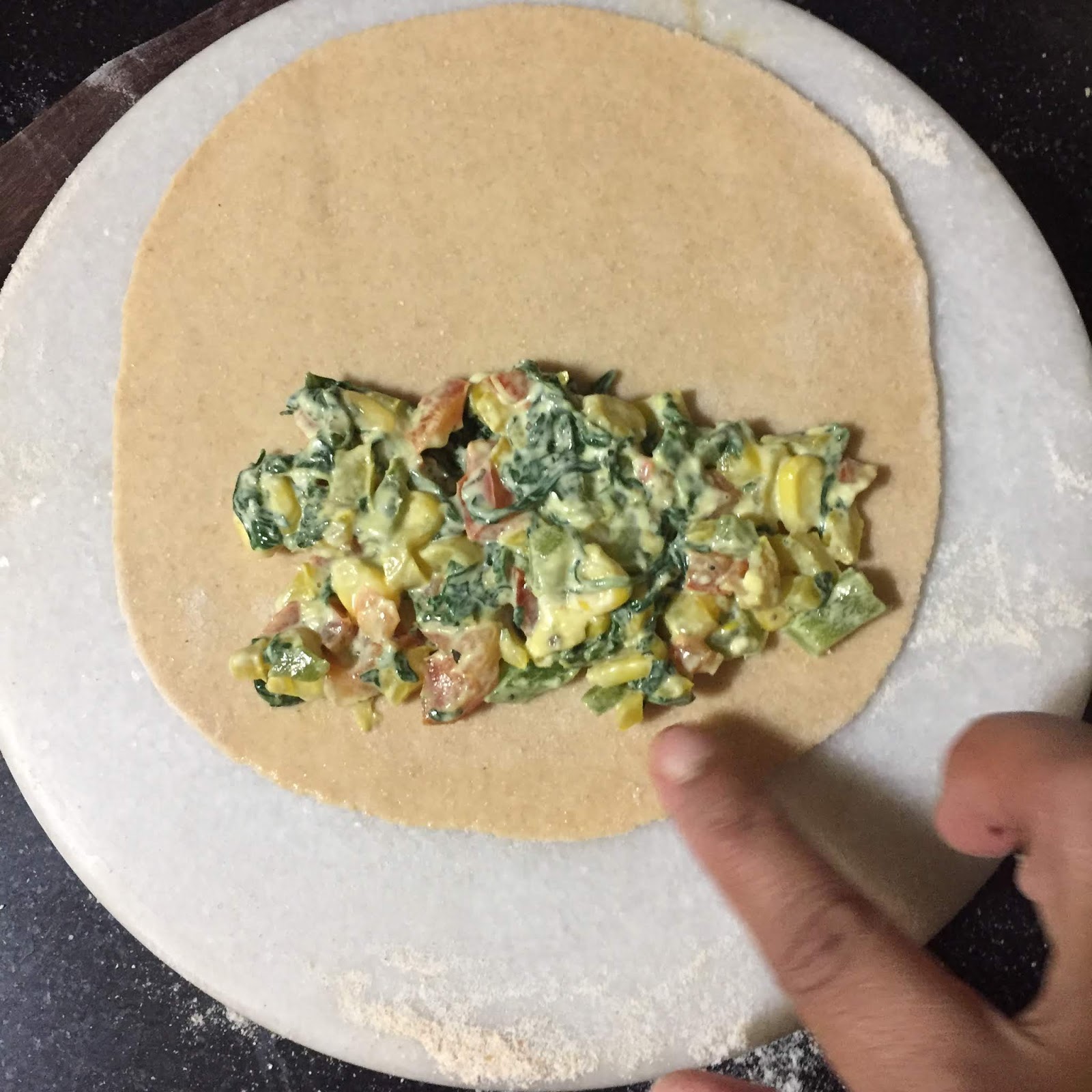 MASTERCHEFMOM: Tava Somasi | Vegetable Tava Somasi Recipe