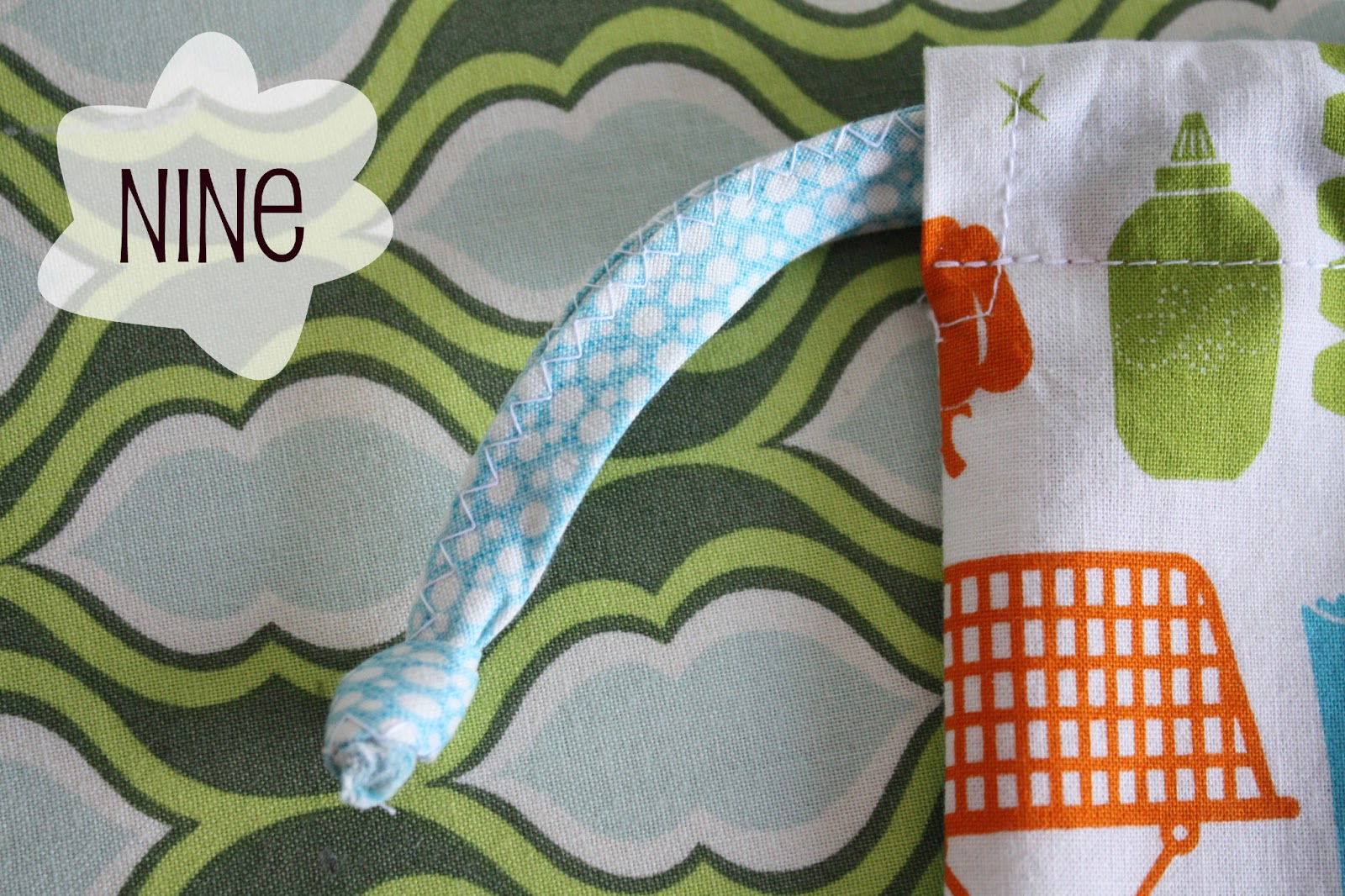 Nicole at Home: Tutorial: Double-drawstring bag