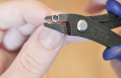 Native Bloom: Tutorial Tuesday - Beginners Bead Stringing Tutorial