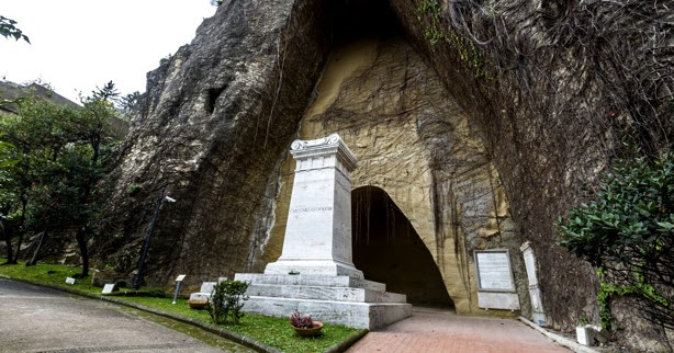 CRYPTA NEAPOLITANA: Archeologia al parco Vergiliano