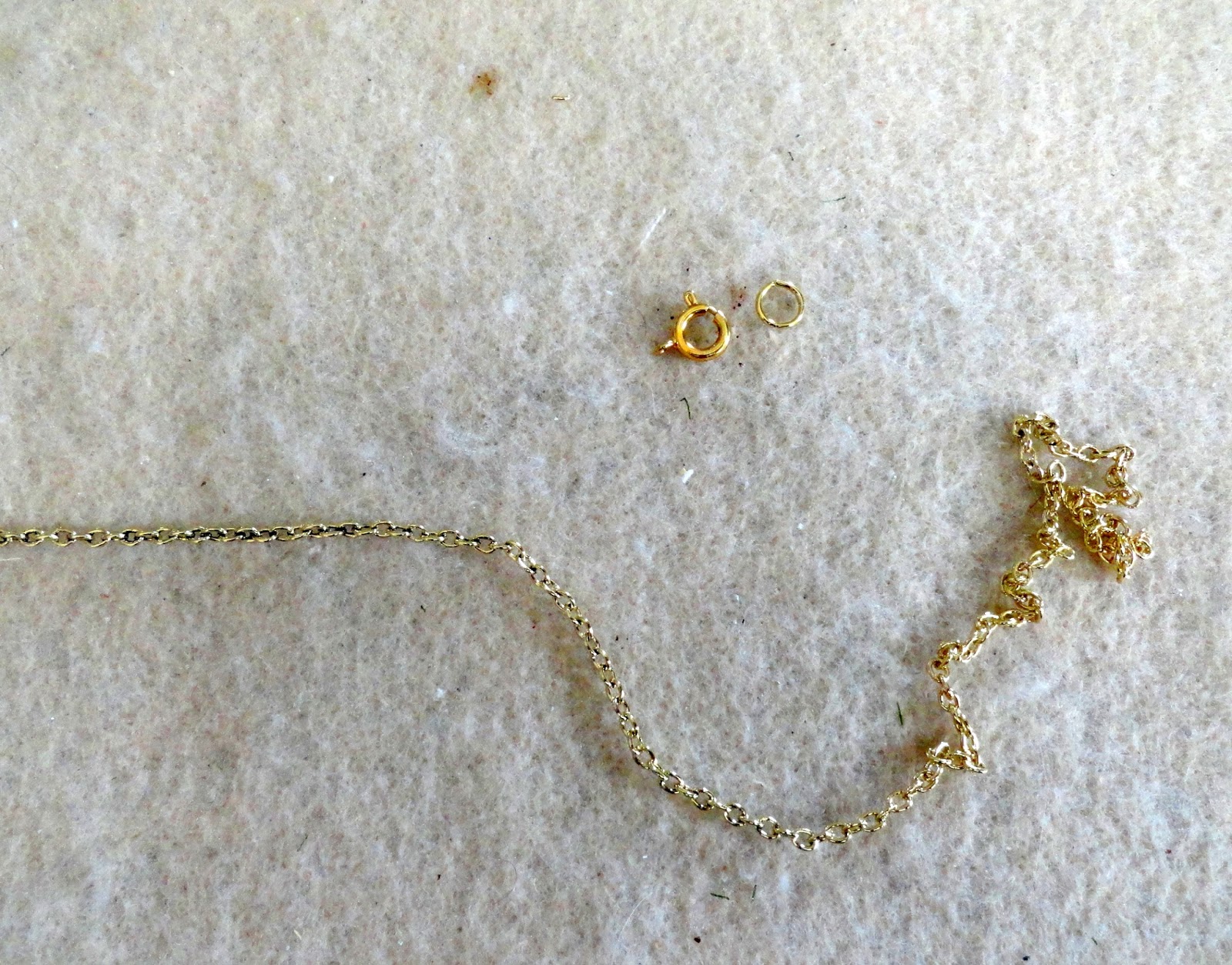 Using bulk chain to make a necklace. A tutorial on how I made a cancer ...