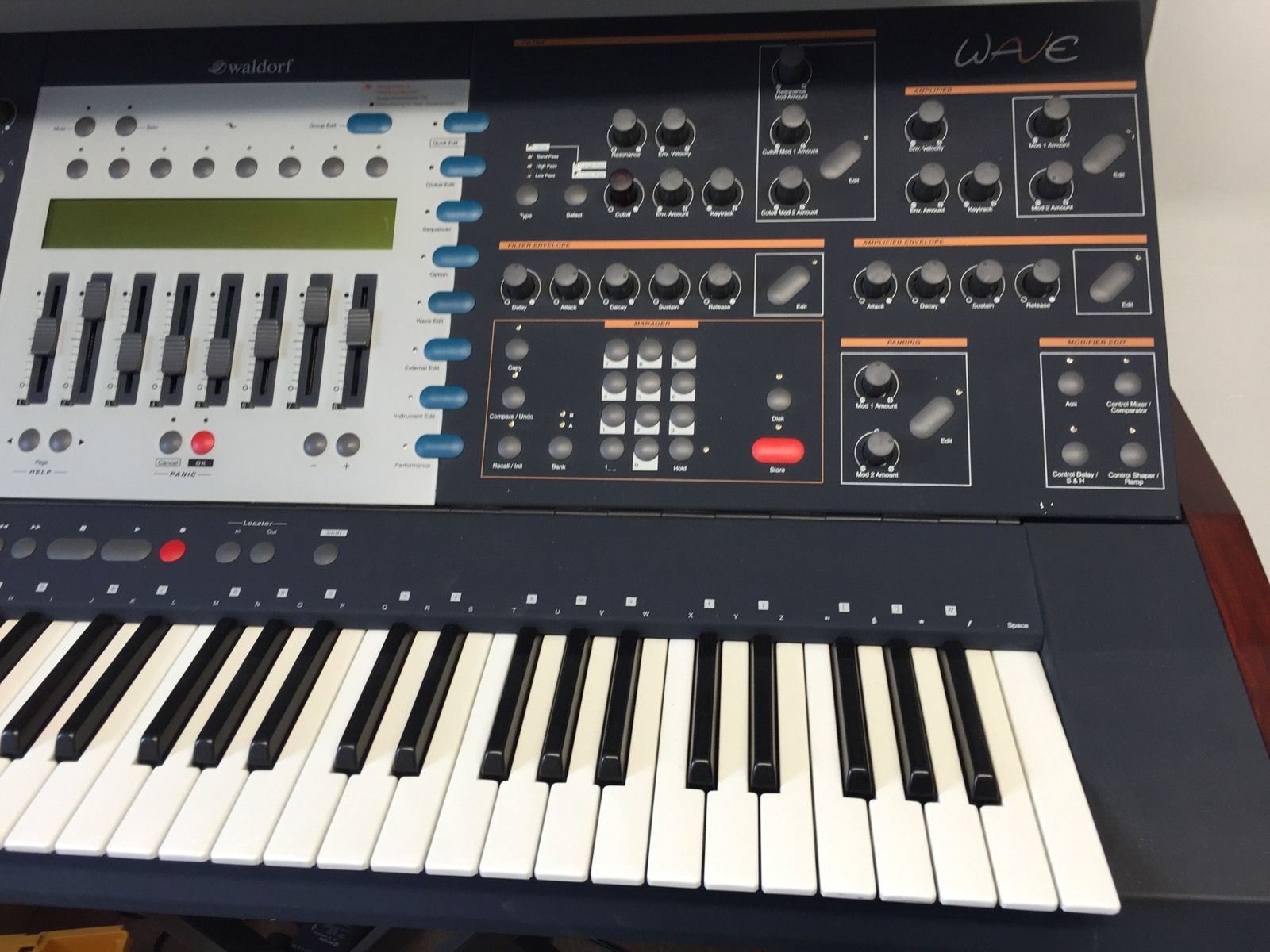 MATRIXSYNTH: 32 Voice Waldorf Wave