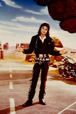 Michael Jackson My Obsession: la sexta historia detrás de bad: Moonwalker