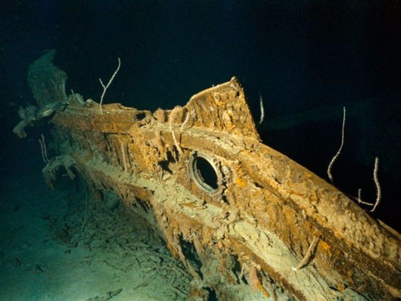 27 Haunting Photos of the Wreck of the Titanic When It Was First ...