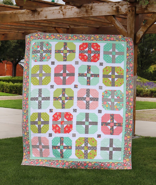 A Bright Corner: New Quilt Patterns - Little Miss and Sincerely
