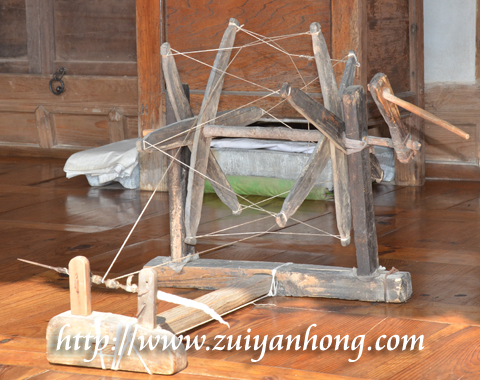 Sweet Memories Of ZuiYanHong: Korean Ancient Spinning Machine in Hanok ...