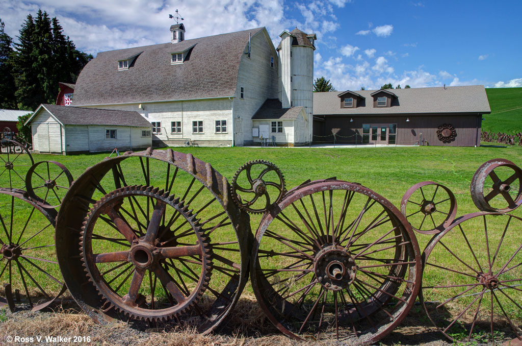 Ross Walker photography: Palouse Barns, Washington
