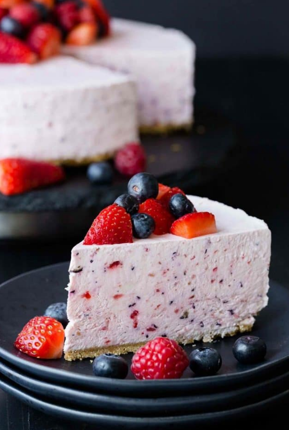 No Bake Berry Cheesecake