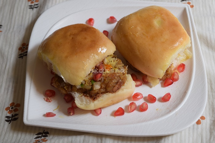 Kutchi Dabeli | Gujarati Dabeli Recipe | Magic of Indian Rasoi