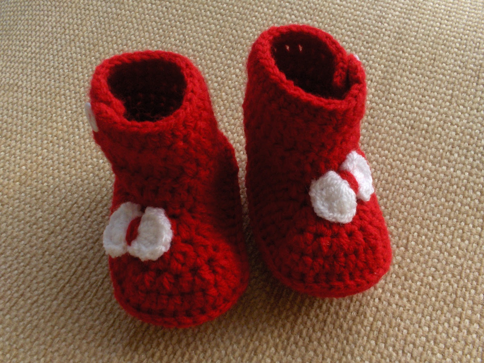 Elena Ella Hainute si Accesorii bebe Handmade