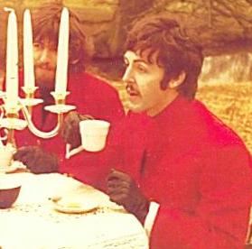 Plastic Macca ~ Paul is Dead: Faul McCartney caught right-handed