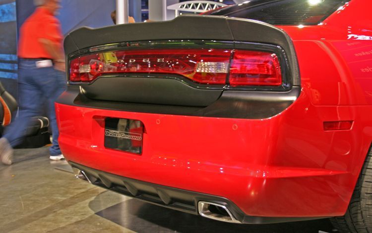 Face-Auto: 2011 Dodge RedLine Charger