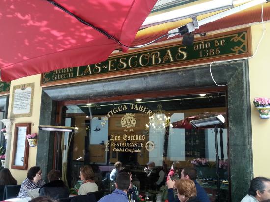aspicio1927: TABERNAS ANTIGUAS DE SEVILLA: LAS ESCOBAS