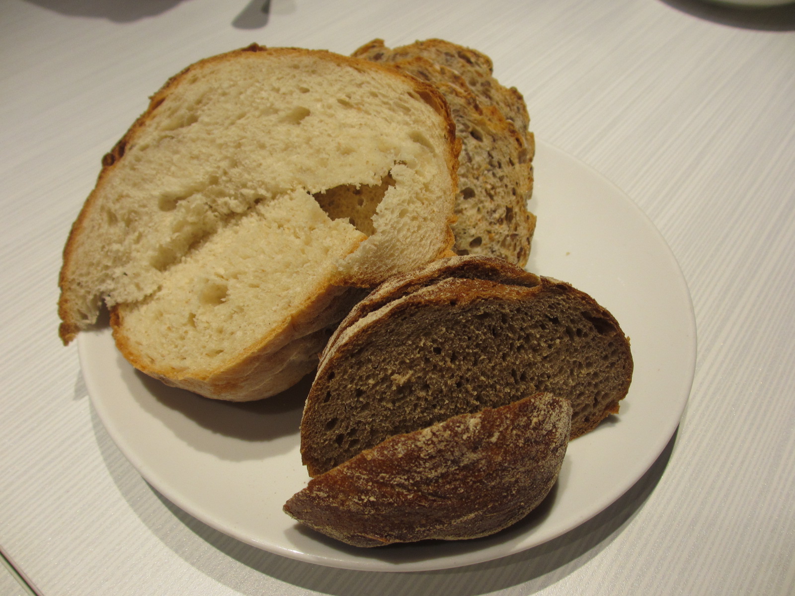 The Blackmentos Beauty Box: Food Craze: Aroy Thai, Straits Kitchen ...