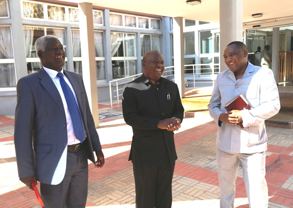 Spika Job Ndugai afanya mazungumzo na Mkuu wa Mkoa wa Dodoma