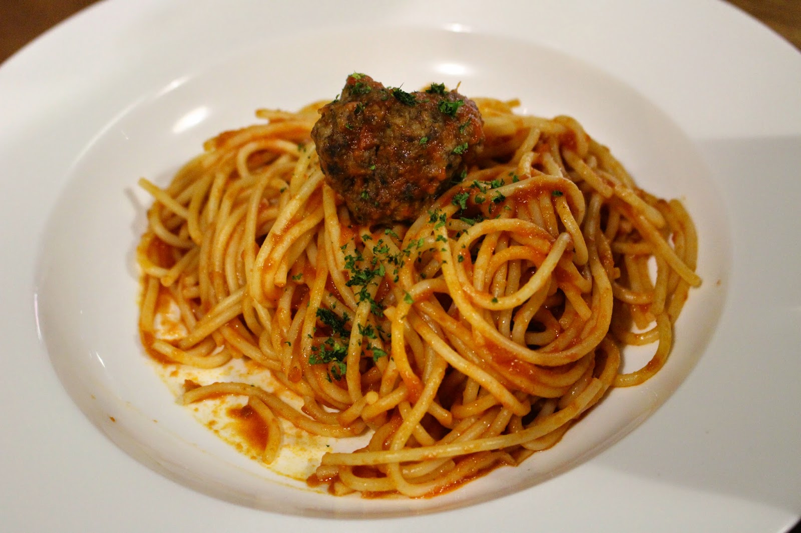 Ω over the moon: Purple Pasta, Oasis Ara Damansara