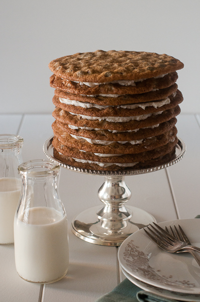 Sweet Treats: food, photography, life: Chocolate Chip Cookie Layer Cake