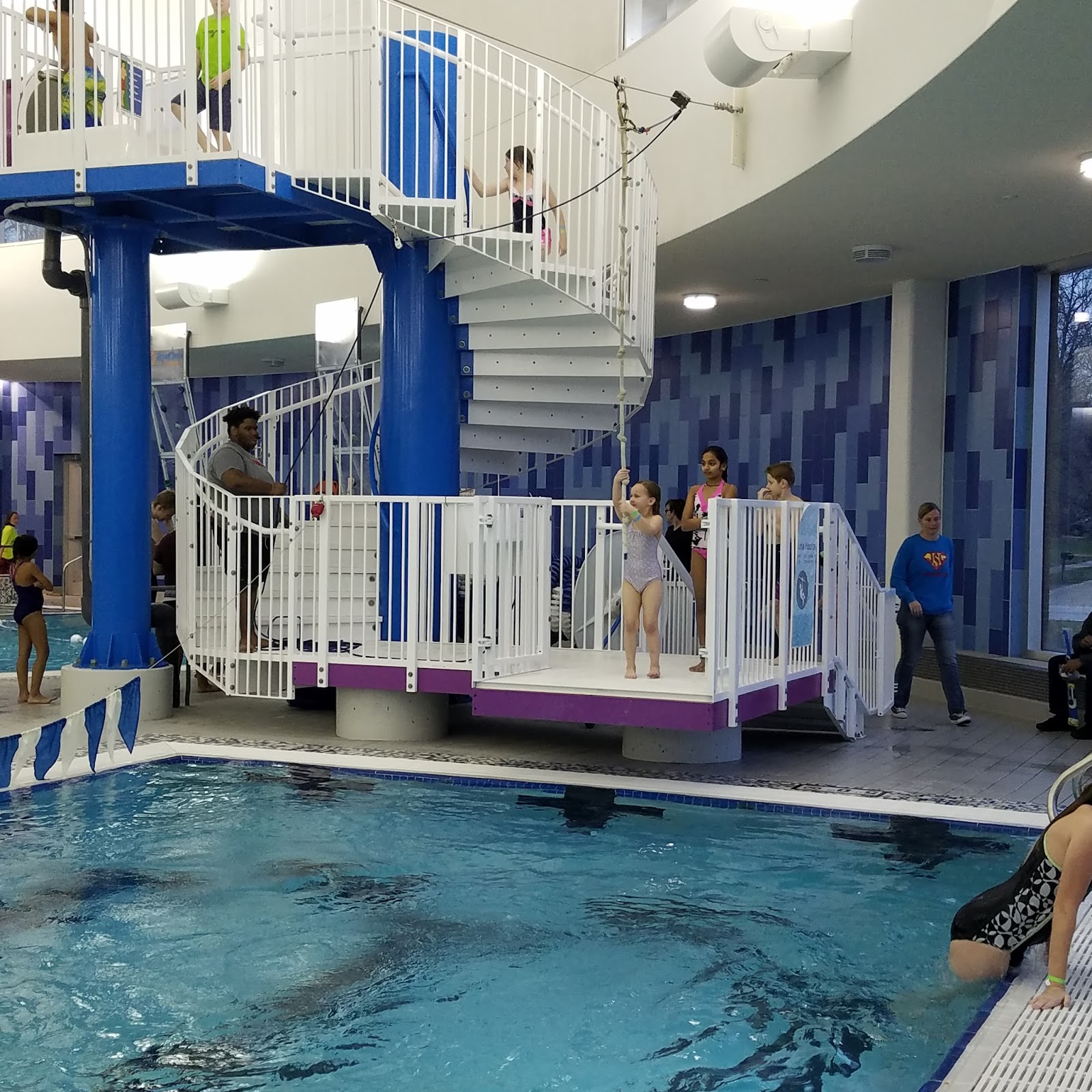 Play St. Louis: Indoor Aquatic Center at Maryland Heights Community Center
