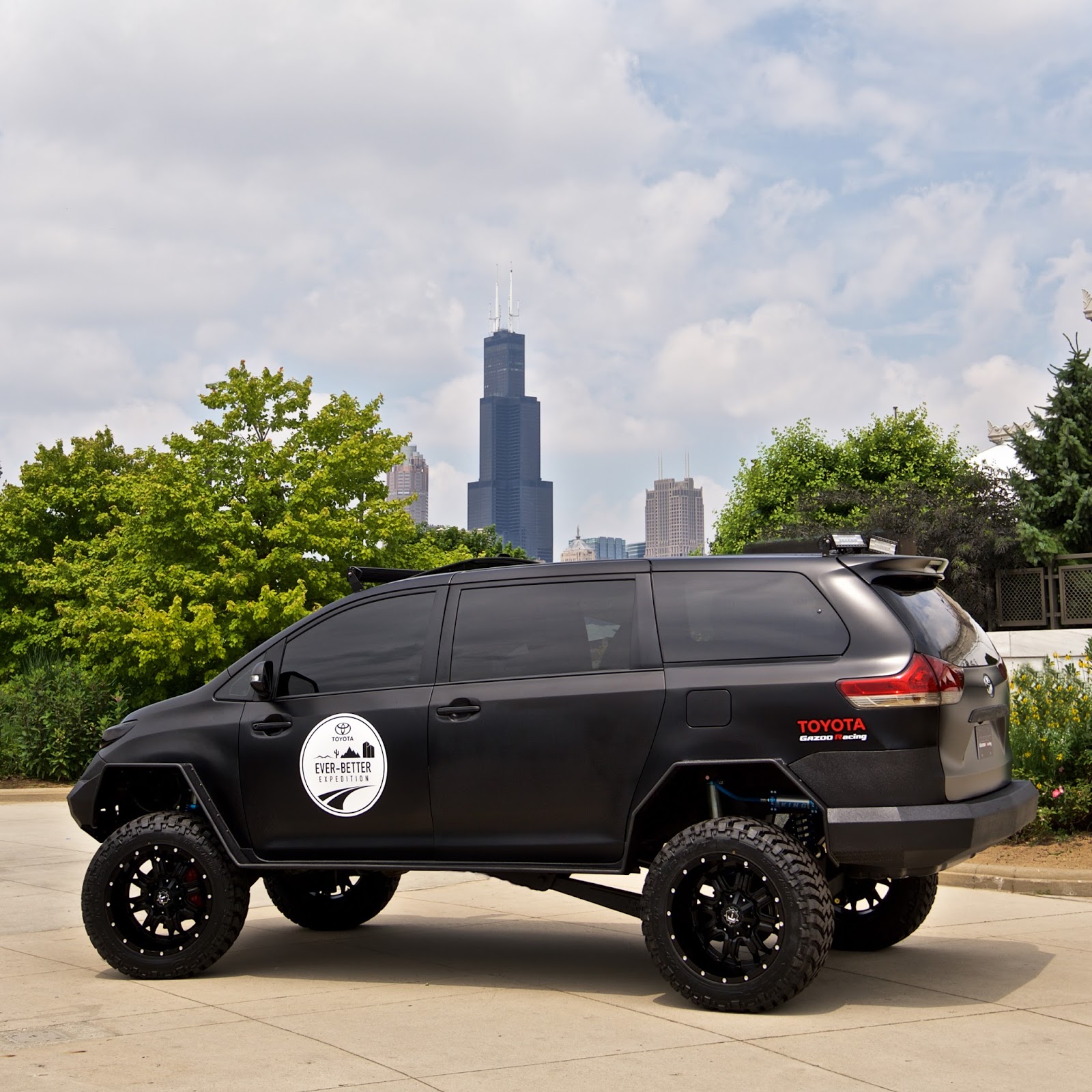 Il Toyota Ultimate Utility Vehicle al SEMA