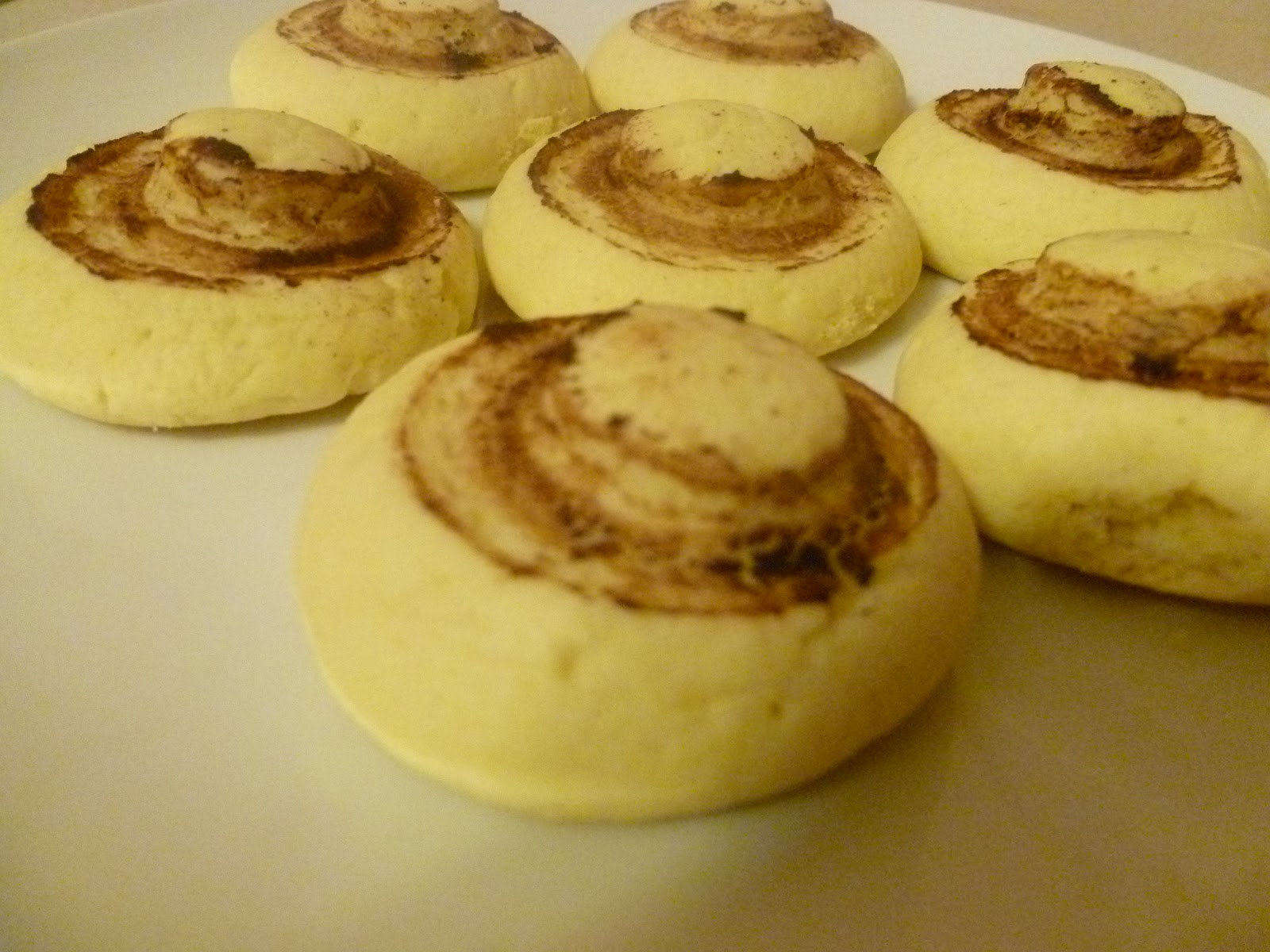 Chahrazed's Arabian Cookbook: Mushroom cookies