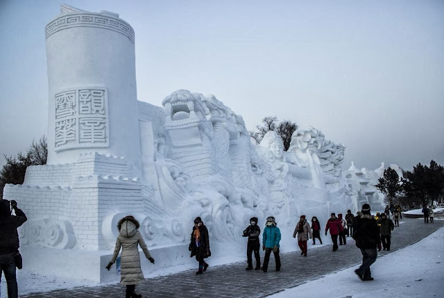 Family Travel Blog : A guide to the Harbin Snow and Ice Festival