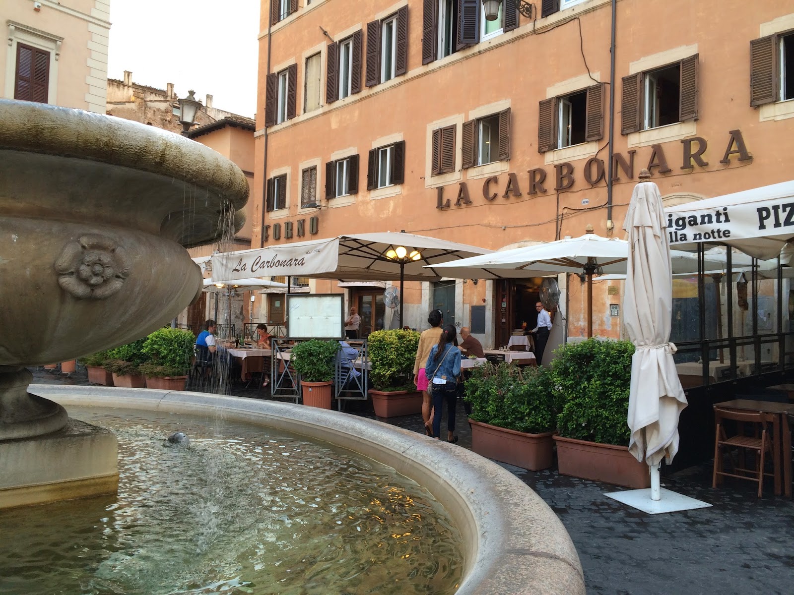 TASTE OF HAWAII: RISTORANTE LA CARBONARA - ROME, ITALY