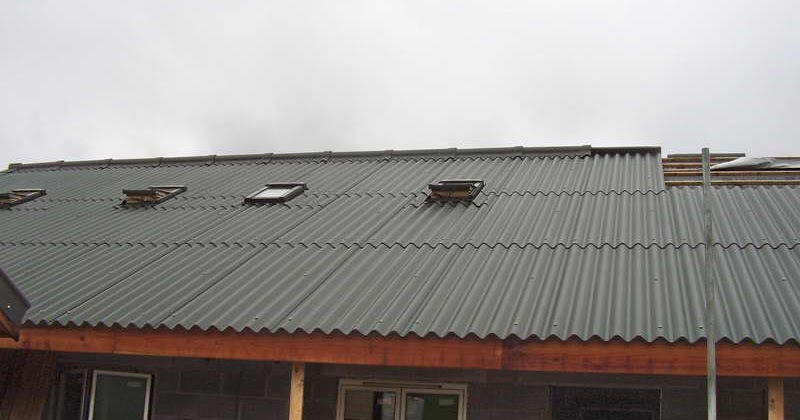 Key Benefits of Using Corrugated Roof