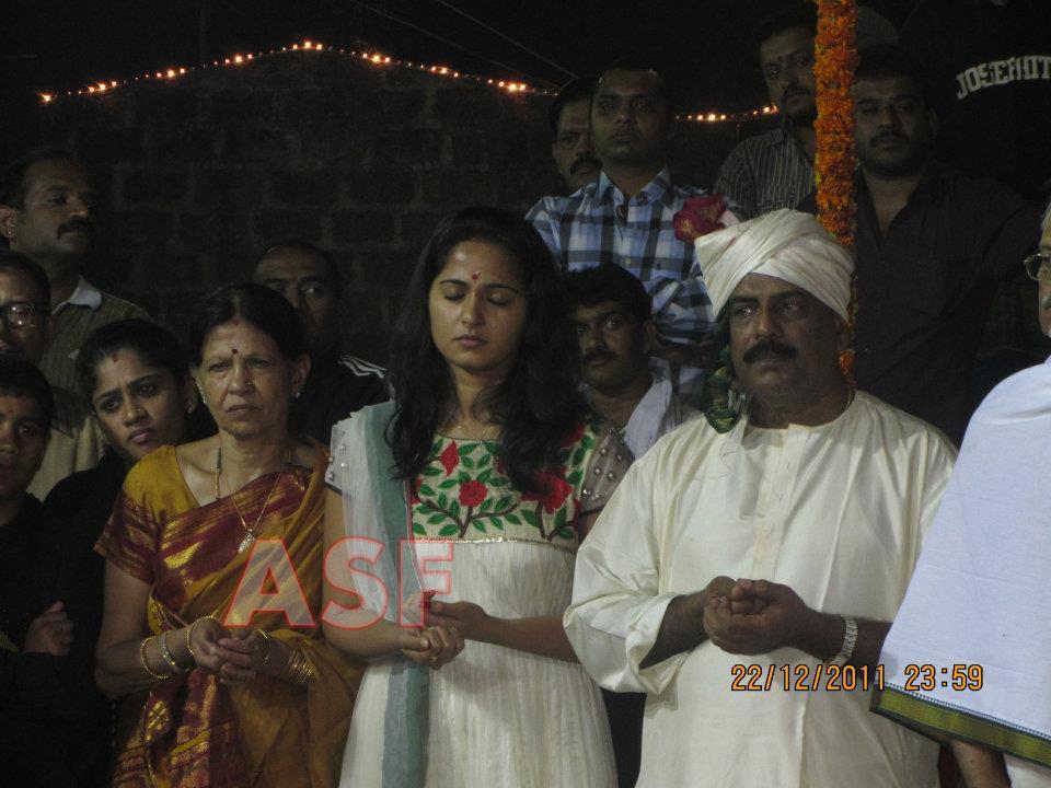 Actress Anushka Shetty Family Photos