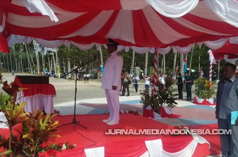 Upacara HUT RI Ke - 73 Di Raja Ampat Berlangsung Hikmat | JURNAL MEDIA ...