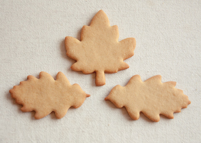 Bright July: Autumn Leaf Cookies {with Maple Syrup}
