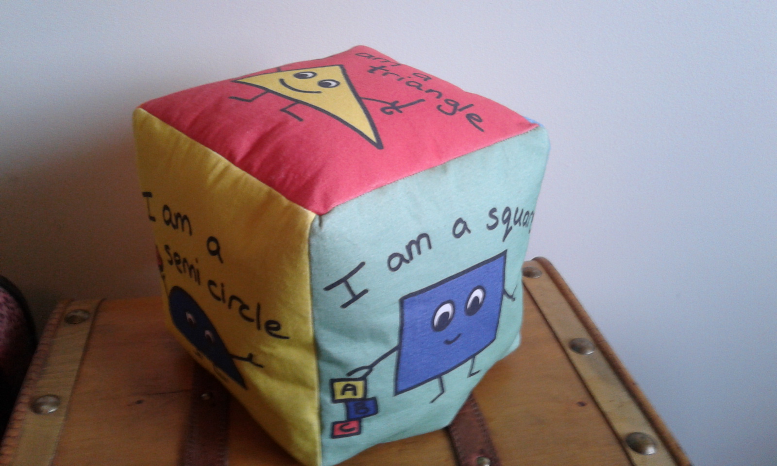 Jupiter Hollow: Plane Shapes Soft Cube