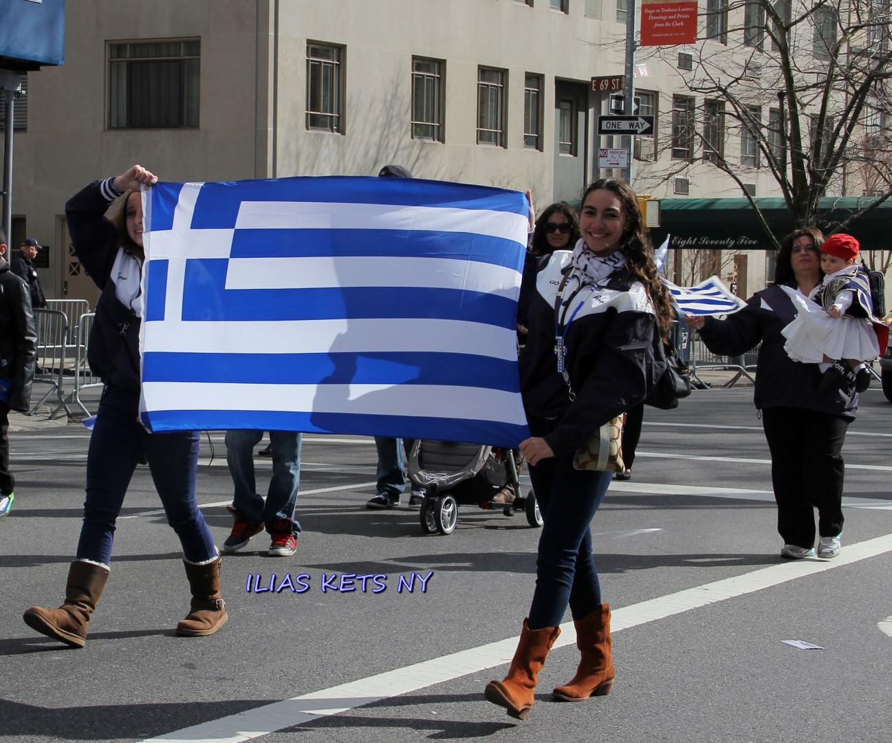 Η ΜΕΓΑΛΕΙΩΔΗΣ ΠΑΡΕΛΑΣΗ ΤΩΝ ΕΛΛΗΝΩΝ ΣΤΗ ΝΕΑ ΥΟΡΚΗ 2013. ΑΠΙΘΑΝΟ ...