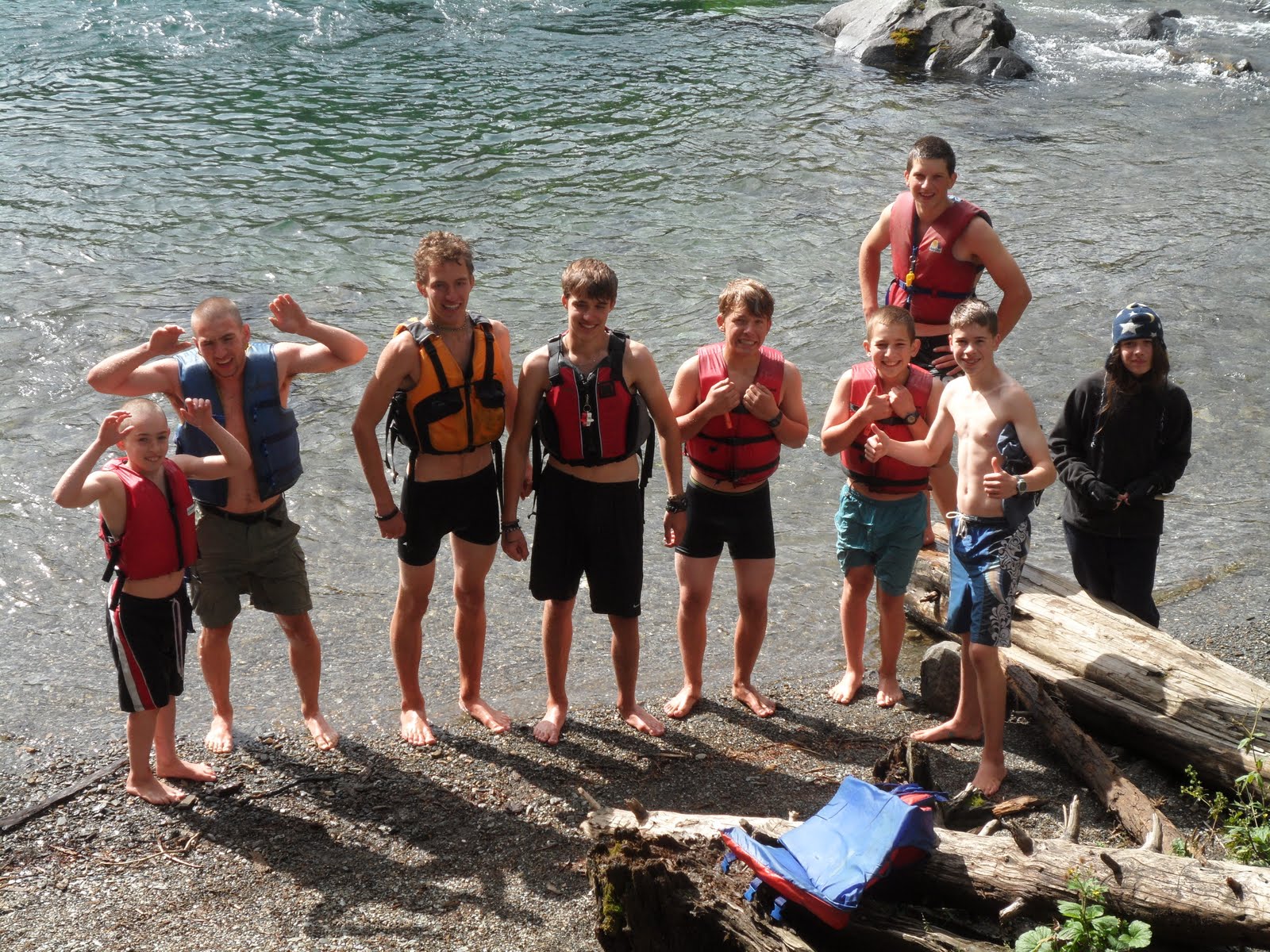 Glimpse of Peace: Bowron Lake Canoe Circuit '11 {Day 6: Isaac River ...