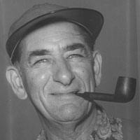 Famous Pipe Smokers: Frank Woolner