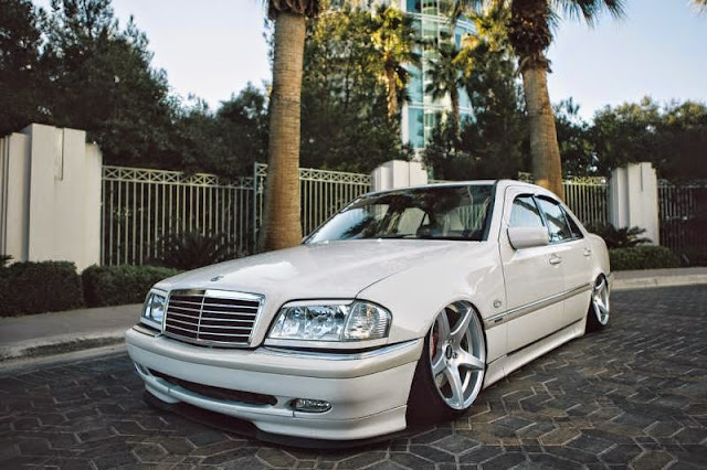Mercedes-Benz W202 on R18 VMR V705 Wheels | BENZTUNING