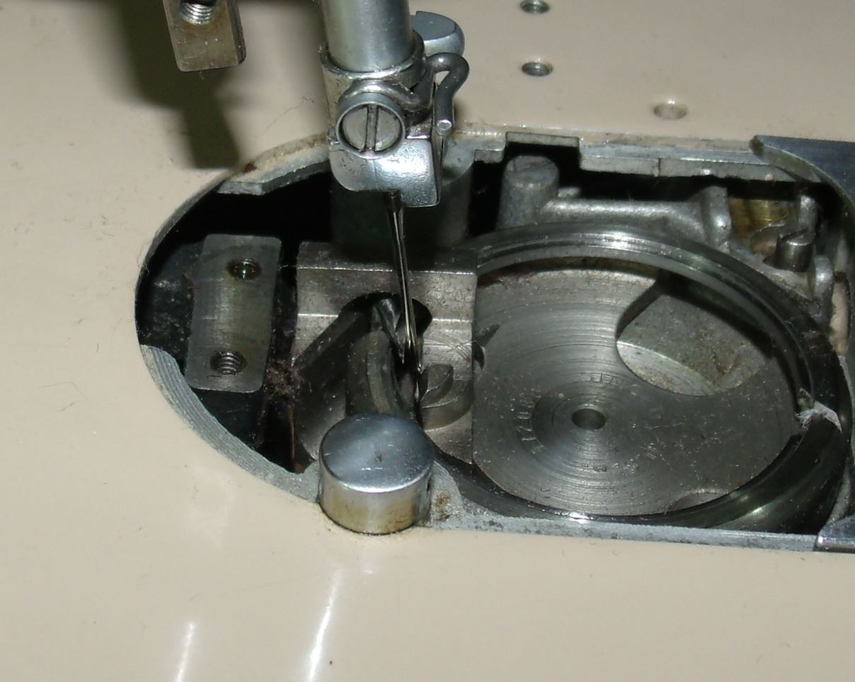 Vintage Sewing Machines: Singer 500a Will Not Form Zig Zag Stitch