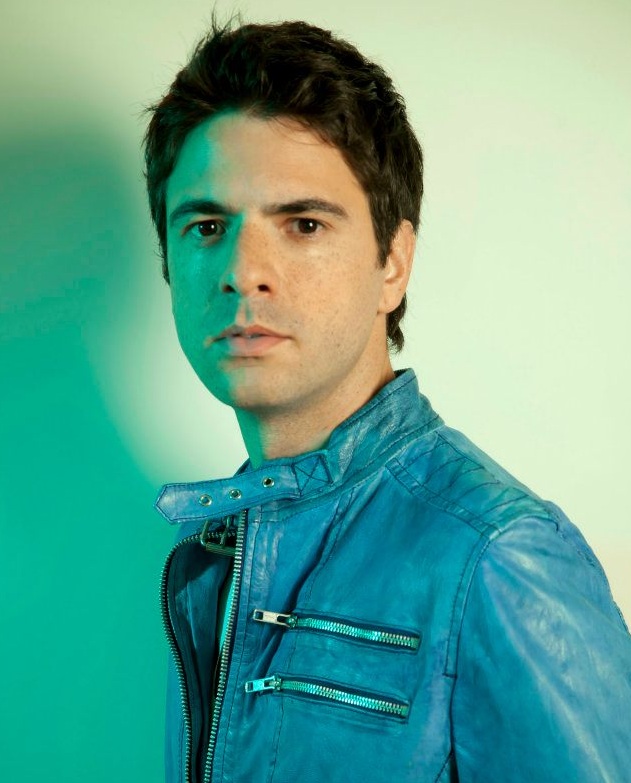 Na Parede do Quarto: O Amor nos Tempos do Blog, de Vinicius Campos