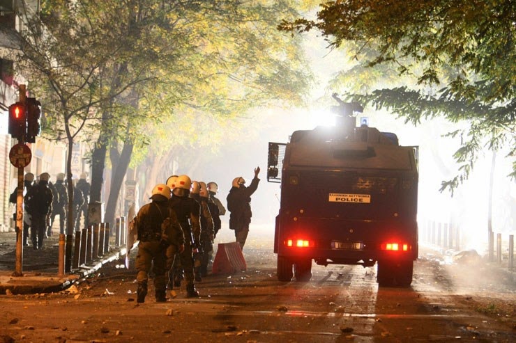 ΠΑΝΩ ΑΠΟ 100 ΟΙ ΠΡΟΣΑΓΩΓΕΣ ΑΠΟ ΤΑ ΕΞΑΡΧΕΙΑ... ΕΠΙΧΕΙΡΗΣΗ ΕΞΩ ΑΠΟ ΤΗΝ ...