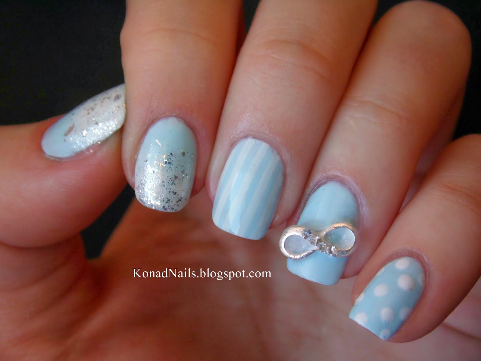 Konad Addict: Infinity nails
