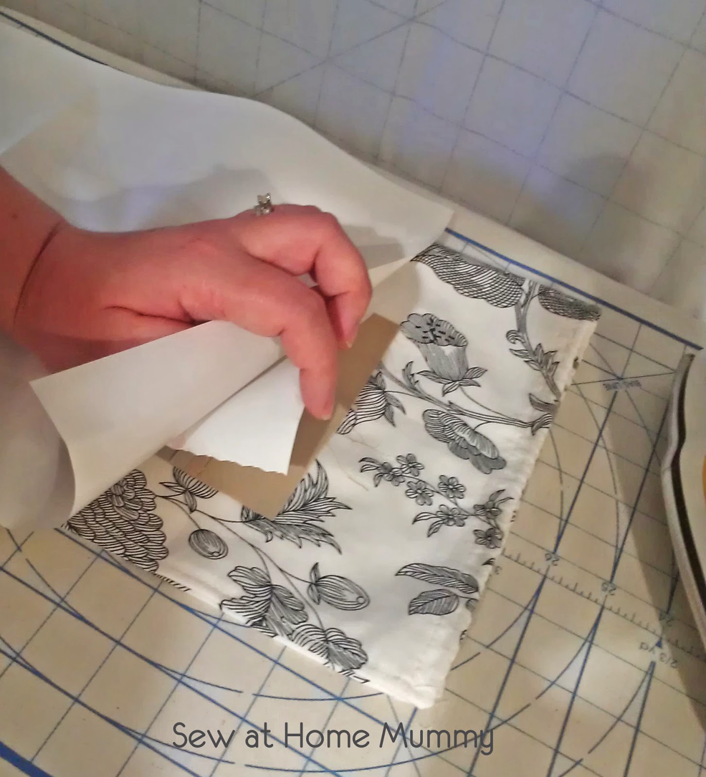 Sew at Home Mummy: Free Pattern & Tutorial: The Cupcake Block ...