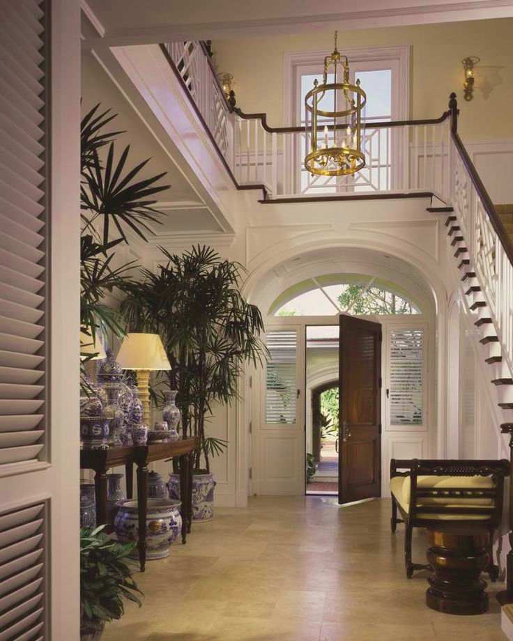 Eye For Design: The Timeless Appeal Of White Foyers