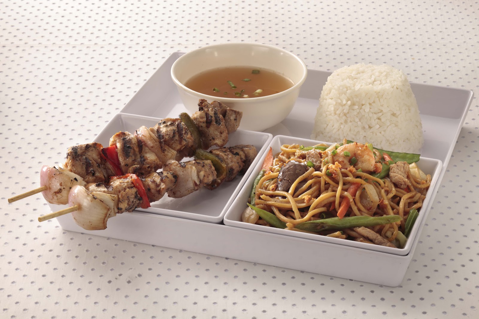 DUDE FOR FOOD: Food News: Kusina ng Gerry's Offers New Combo Meals