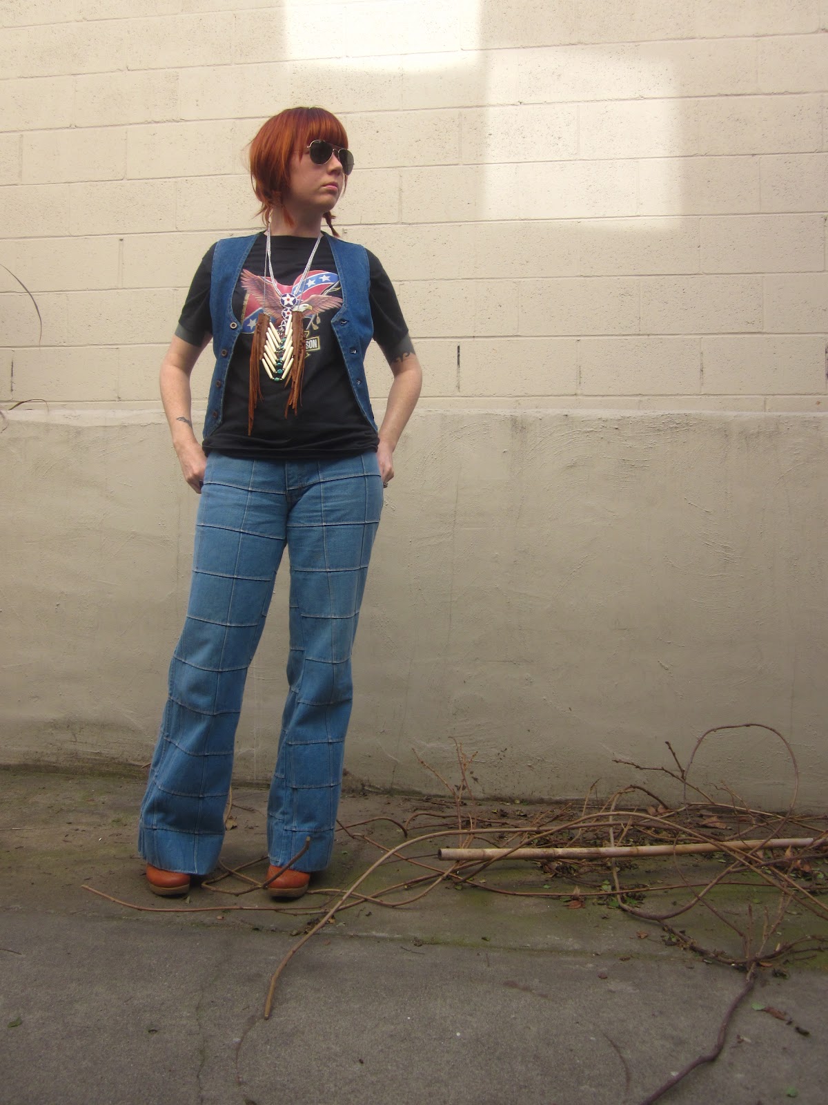 the equine bovine: hoochie coochie (wo)man