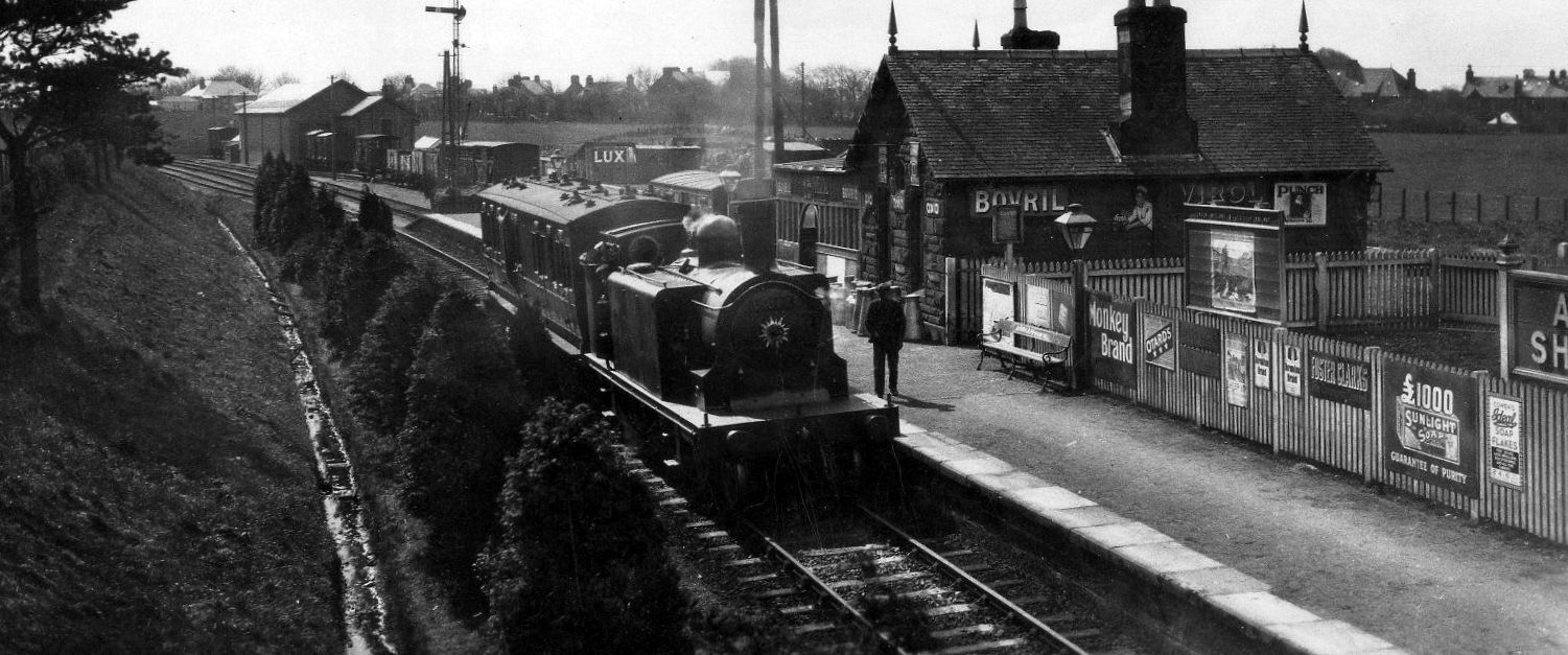 Tour Scotland: Old Photograph Railway Station Shawhill Annan Scotland
