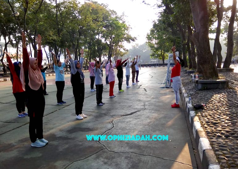 Pemecahan Guinness World of Records, The Largest Poco-Poco Dance, Yayy ...